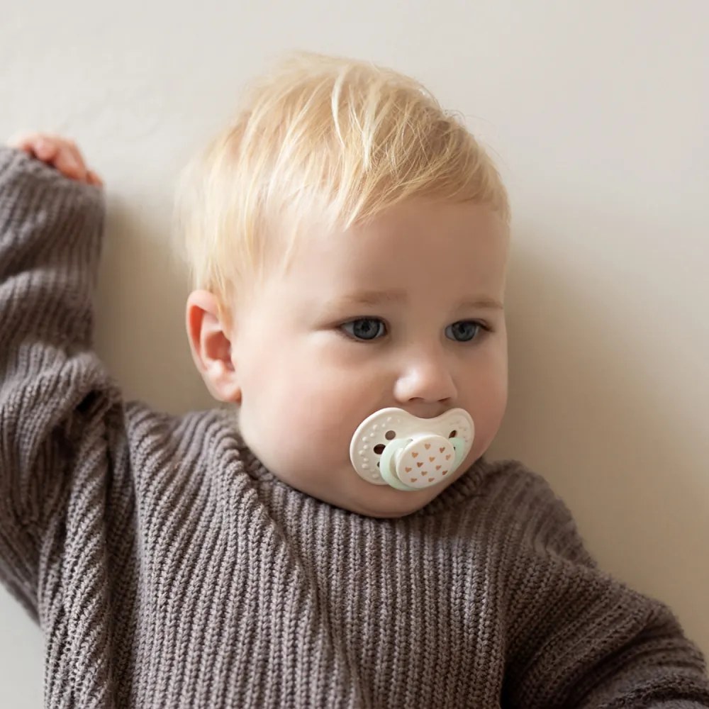 LOVI Dudlík svítící silikonový dynamický TEDDY LOVE 0-6m 2ks