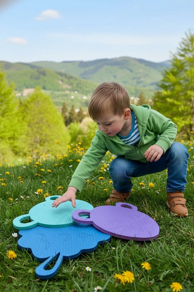 Dětský podsedák ZVÍŘÁTKA Barva: 32 Tmavě červená, Motiv: Méďa