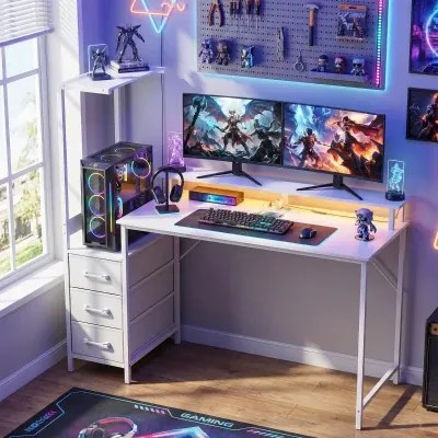 HOMCOM herní stůl 147 cm, počítačový stůl s nastavitelným a otočným držákem CPU, RGB osvětlení, zásuvky, USB a USB-C porty, držák monitoru a 3 látkov…