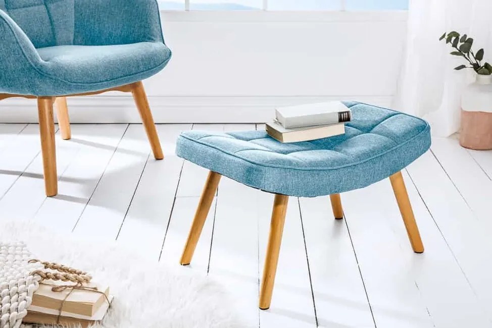 Designová podnožka Malmö strukturovaná látka kaučukové nohy modrá 64cm