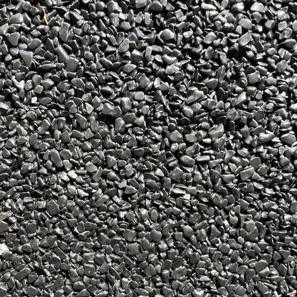 Báča Beton Kamenný koberec na stěnu Nero Ebano Frakce: Střední (1 – 4 mm), vydatnost setu 3,5 m², Doporučené použití v: interiéru - akrylátové pojivo