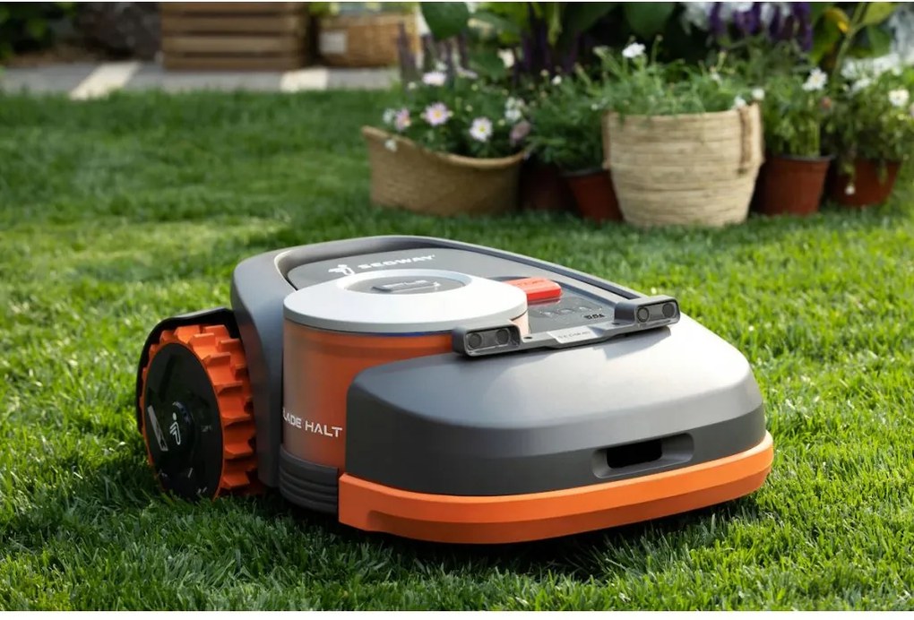 Robotická sekačka Segway Navimow H1500E - na objednávku !