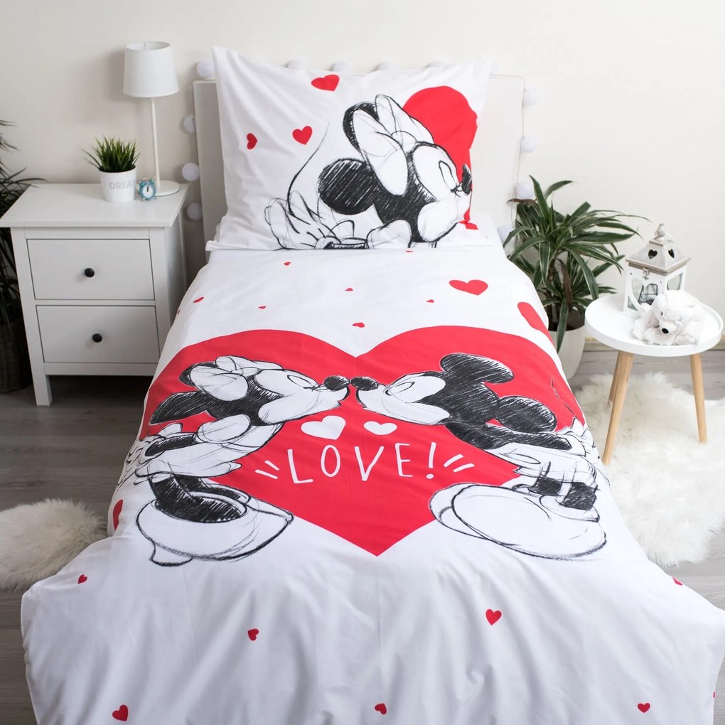 Jerry Fabrics Bavlněné povlečení Mickey and Minnie "Love 05"  140x200 / 70x90 cm