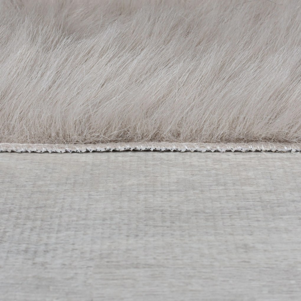 Flair Rugs, Kusový koberec Alpine Faux Fur Soft Grey, 80x150, šedá, ložnice