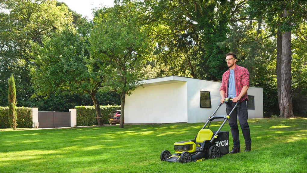 Ryobi RY18LMX46A-0 2 x 18V ONE+ Bezuhlíková sekačka na trávu záběr 46cm bez AKU