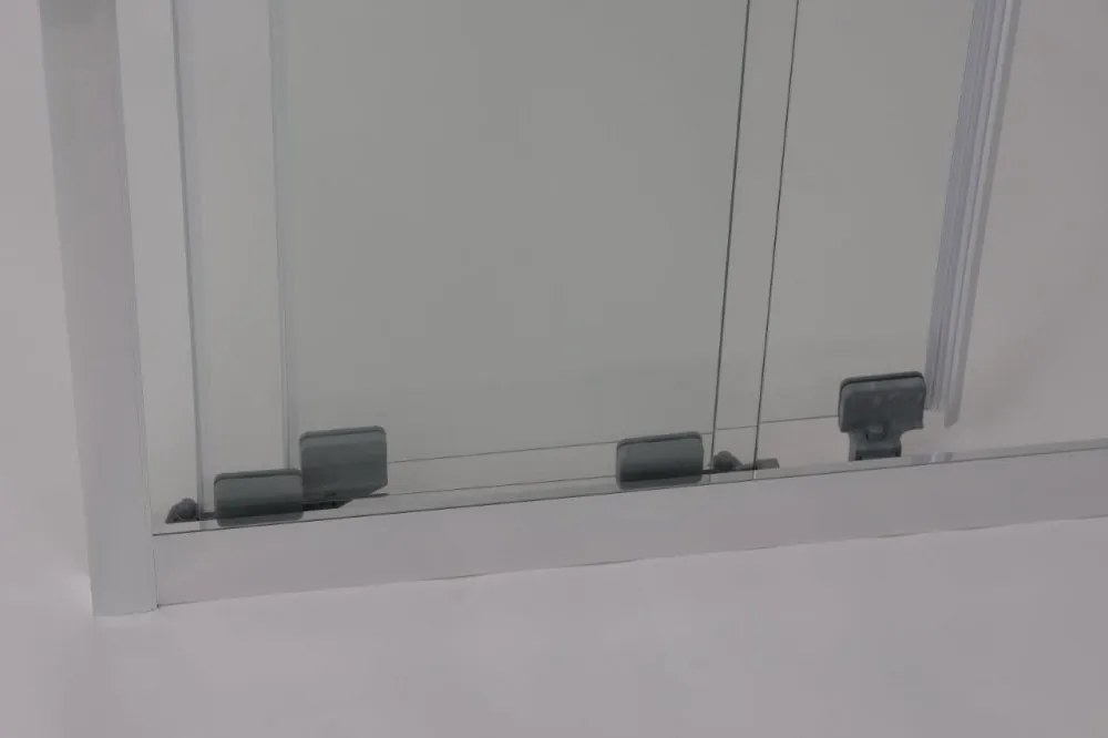 Olsen Spa 3-dílné sprchové dveře do niky CUNTIS Barva rámu - Chrom/Leštěný hliník (ALU), Rozměr A - 80 cm, Směr zavírání - Univerzální Levé / Pravé, Výplň - Čiré bezpečnostní sklo - 5 mm OLBMELID80CC