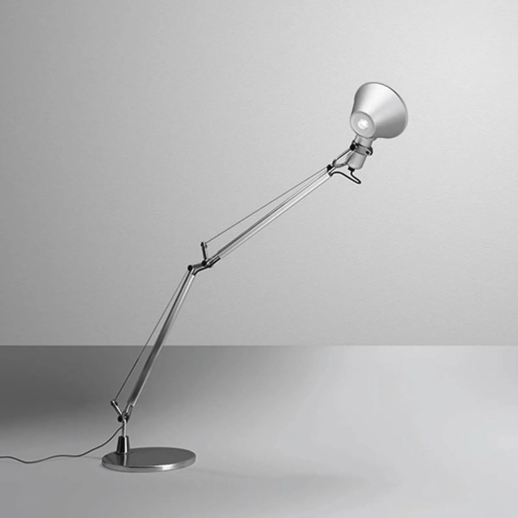 Stolní lampa Artemide LED Tolomeo Midi, 2 700 K, hliník