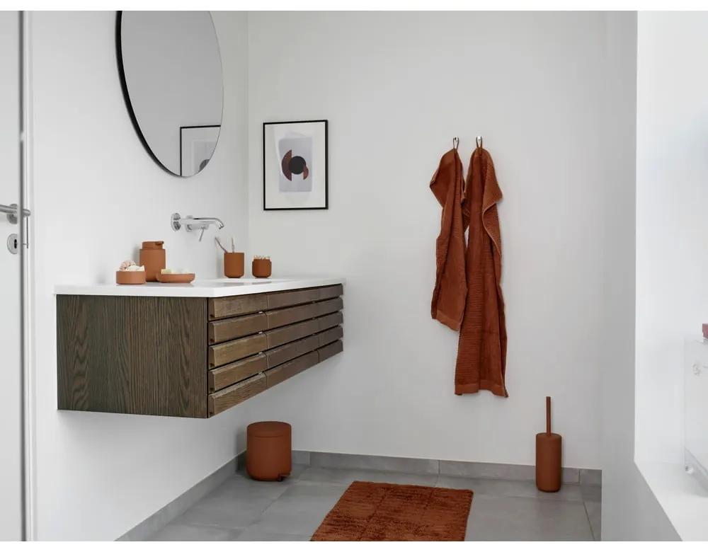Oranžovohnědá koupelnová předložka 50x80 cm Terracotta – Zone