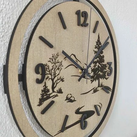 Dřevěné nástěnné hodiny s motivem lesa - moderní design | SENTOP HDF0607