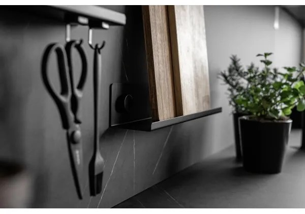 WENKO 71146800 - Kořenky JET 40x7,5 cm černá