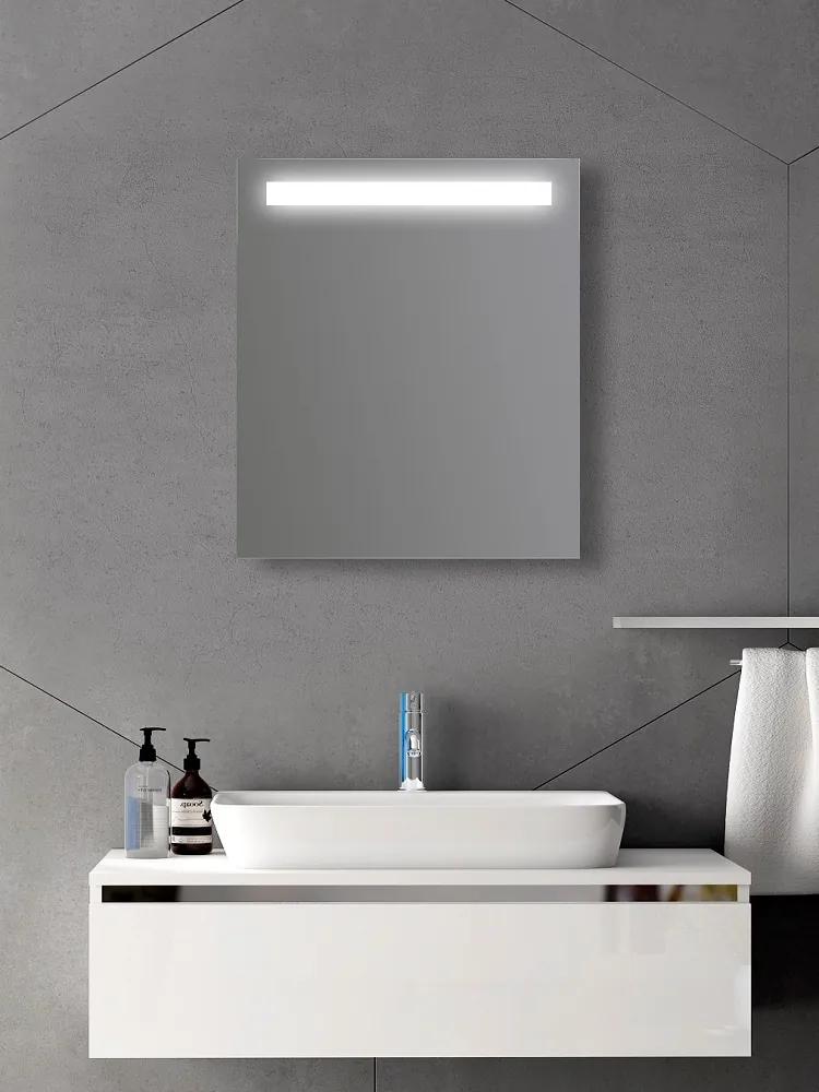 Zrcadlo do koupelny s LED pruhem - 60 x 70 cm - Luna