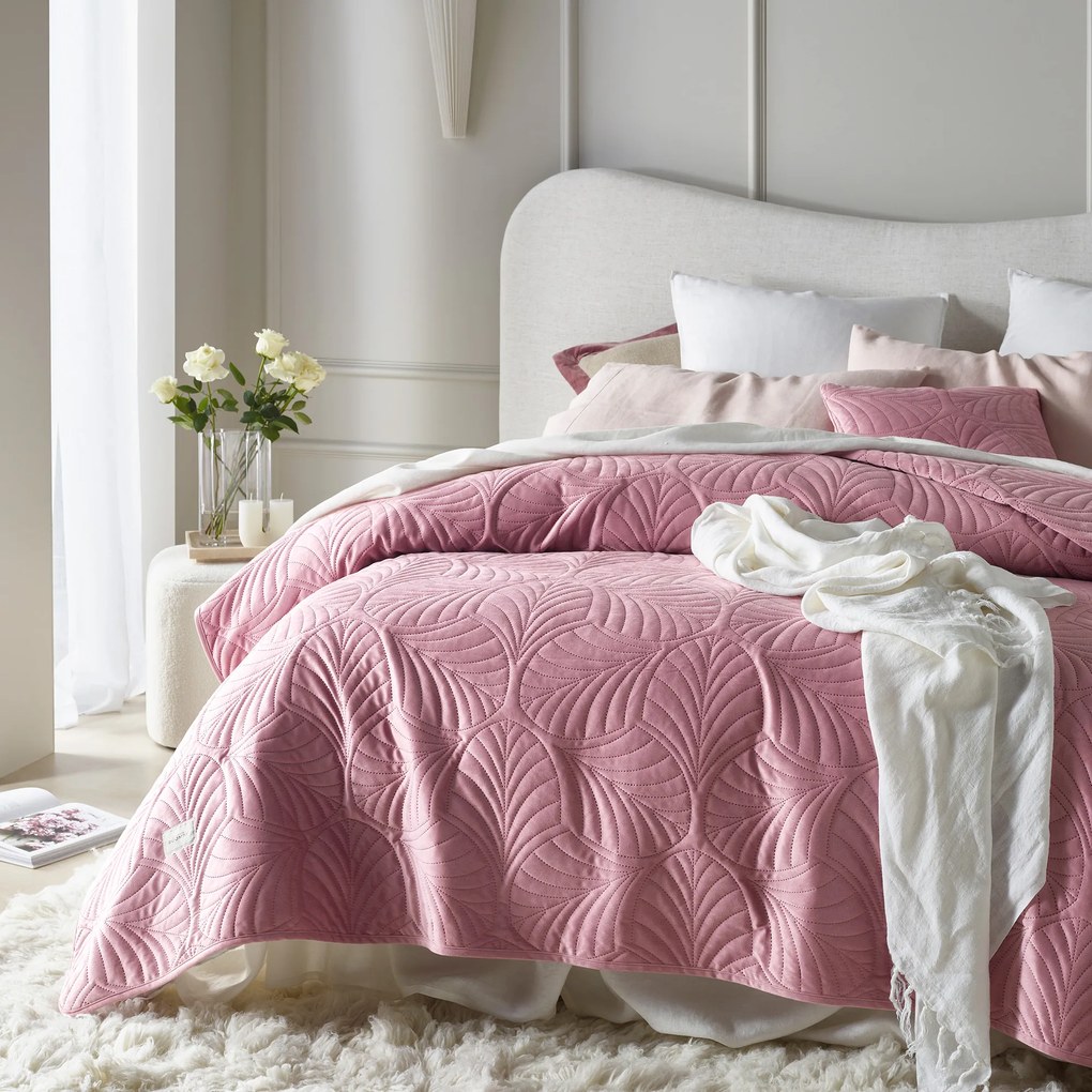 Room99 Přehoz na postel Feel Listy Jednobarevný Prošívaný Barva: Krémová, Velikost: 170 x 210 cm
