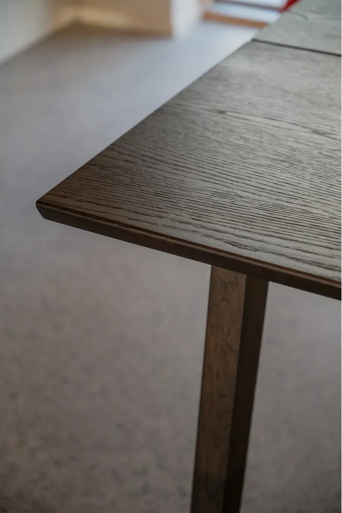 Rozkládací jídelní stůl s deskou v dubovém dekoru 90x180 cm Melfort – Rowico