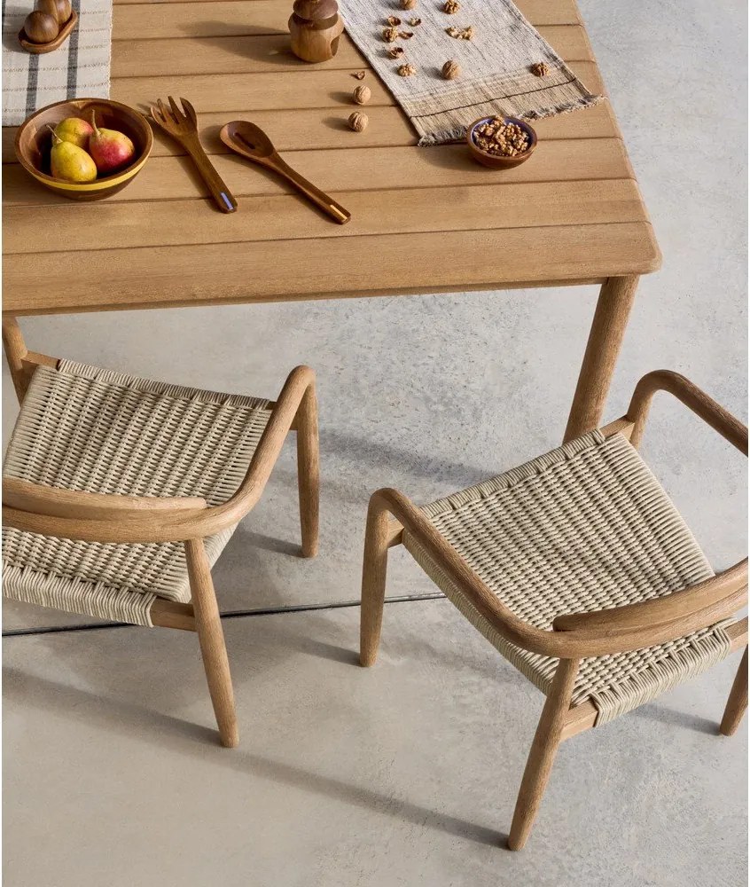 Zahradní jídelní stůl z masivu akácie 135x135 cm Sori – Kave Home