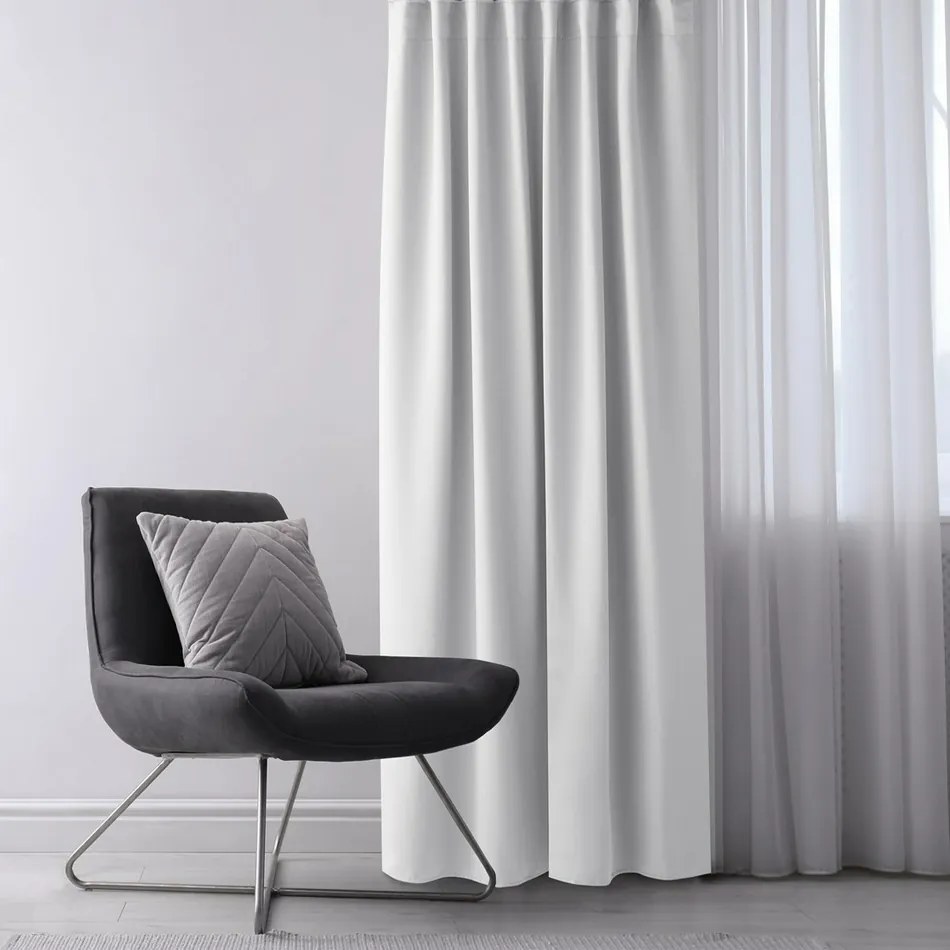 Restilo Závěs Blackout EYELETS bílá, 140 x 245 cm