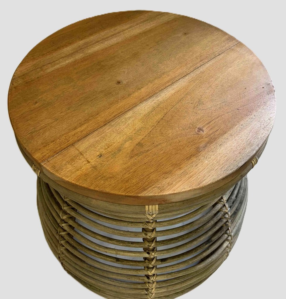 Vingo Odkládací stolek z ratanu s dřevěnou deskou, 60 cm