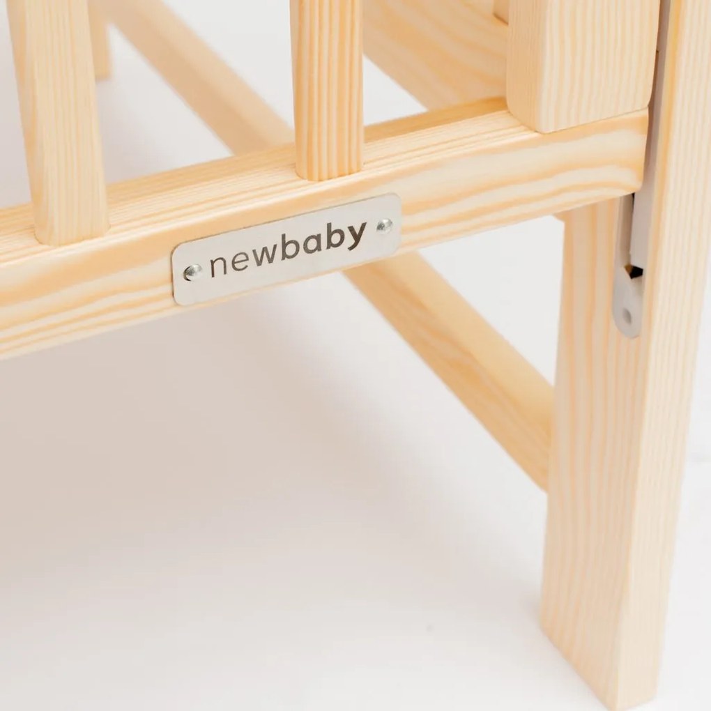 NEW BABY Dětská postýlka New Baby BASIC se stahovací bočnicí přírodní