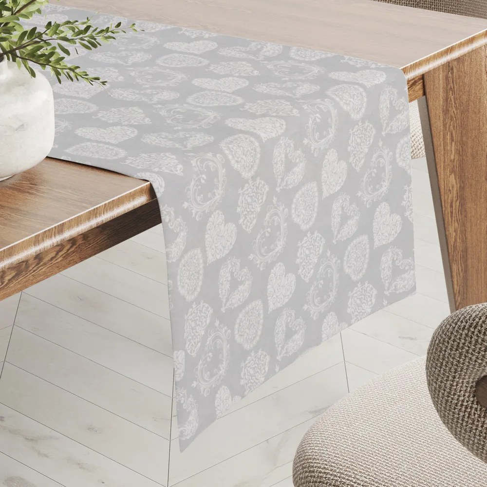 Biante Dekorační běhoun na stůl PML-071 Srdce s ornamenty na šedém 20x120 cm