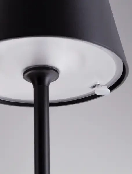 Venkovní stojací lampa Persea