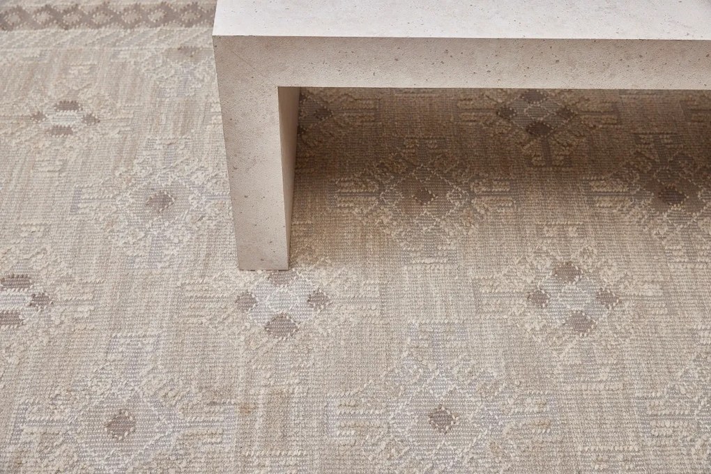 Diamond Carpets India, Ručně vázaný kusový koberec Anantara DESP P71 White Mix, 140x200, béžová, ložnice