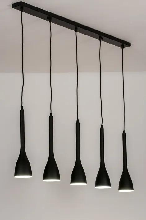Závěsné černé svítidlo nad jídelní stůl Sofa Industry Black