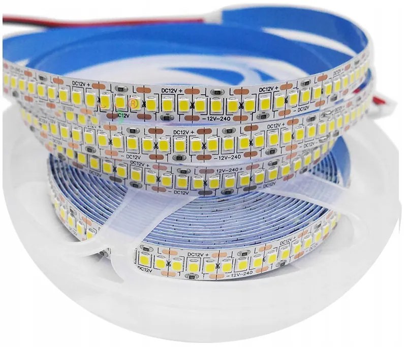 BERGE LED pásek 2835 IP20 studená bílá 5m