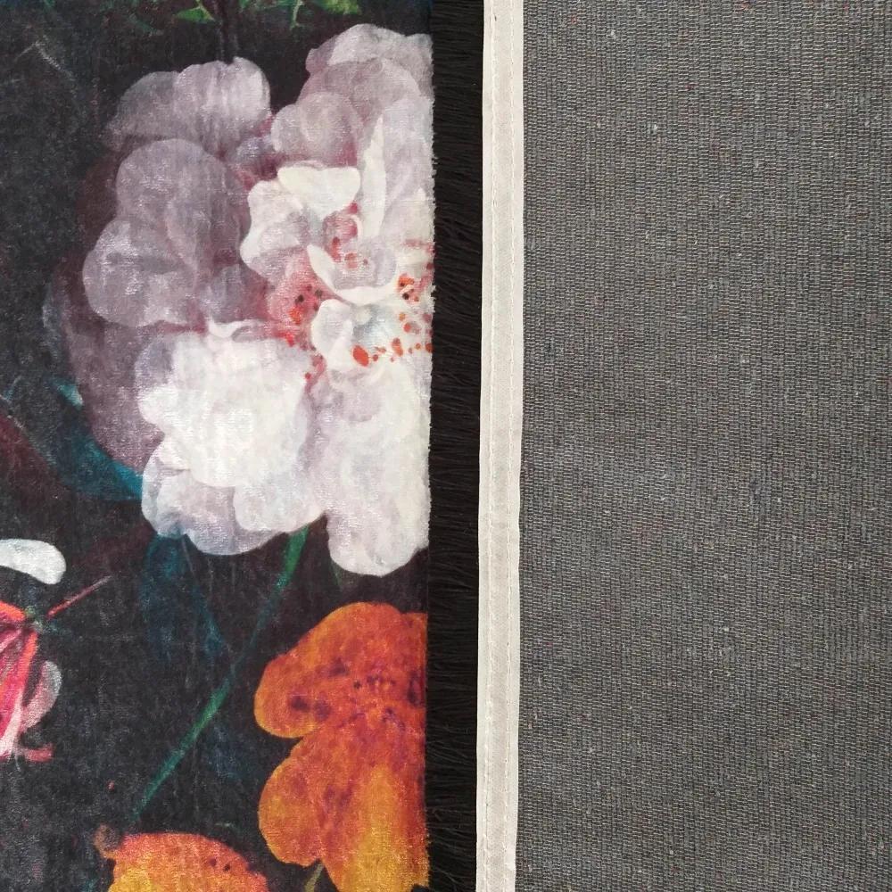 Protiskluzový koberec s okouzlujícím květinovým motivem Šířka: 60 cm | Délka: 100 cm