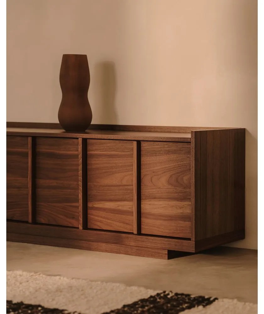 Hnědý TV stolek v dekoru ořechu 200x47x40 cm Onix – Kave Home