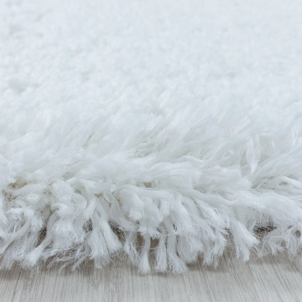 Ayyildiz koberce Kusový koberec Fluffy Shaggy 3500 white kruh - 160x160 (průměr) kruh cm