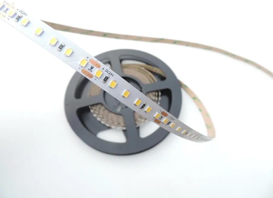 LED pásek 24V, 24W/m, 4000K, 120LED/metr Teplota světla: Denní bílá - 4500 K