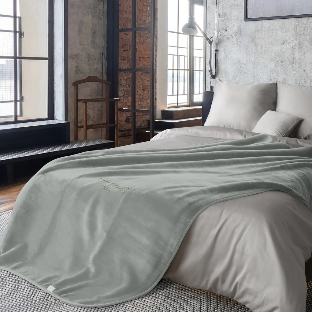 AKRYLOVÁ DEKA PIERRE CARDIN CLARA1 160X220 CM STŘÍBRNÁ