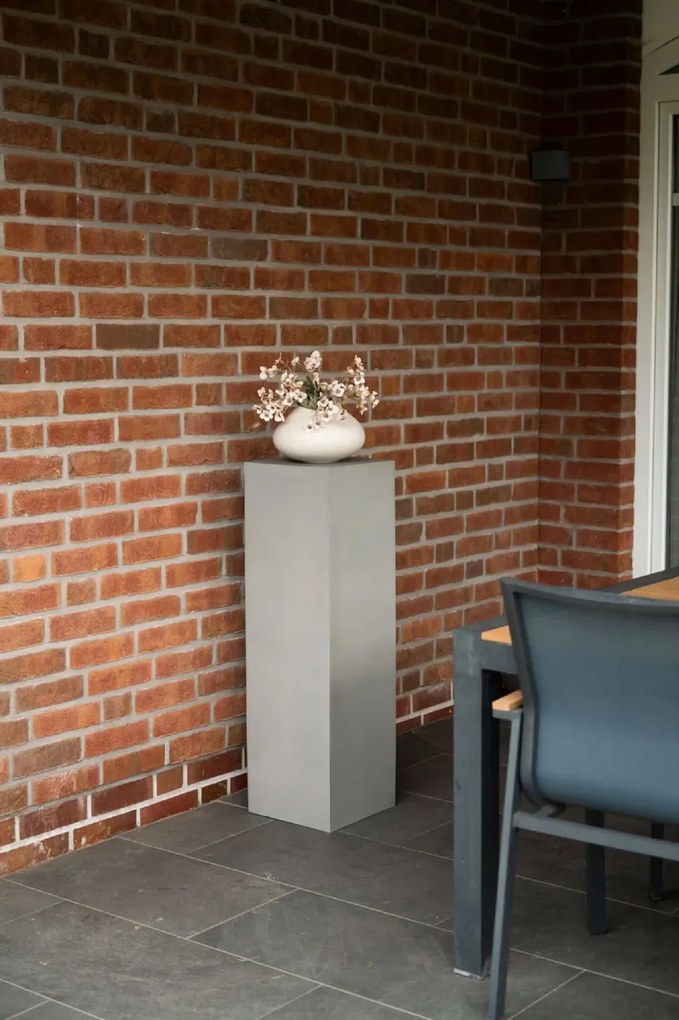 Podstavec PODEST, sklolaminát, výška 100 cm, šedý