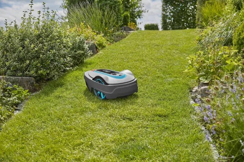 Robotická sekačka Gardena SILENO city 400
