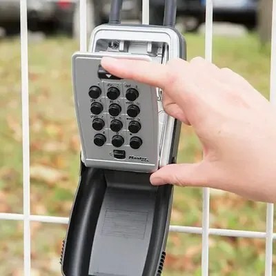 Master Lock 5422EURD / Bezpečnostní schránka s okem