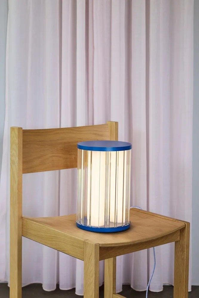 Modrá skleněná LED stmívatelná stolní lampa (výška 30 cm) Aru – Hübsch