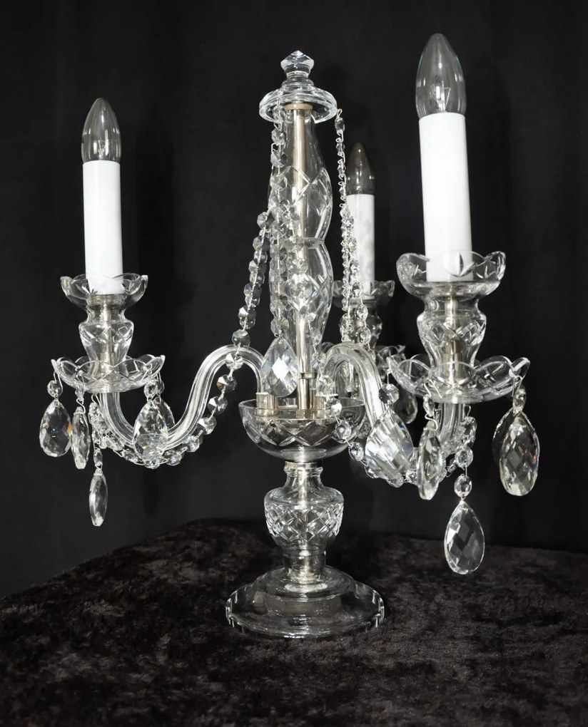 3 bulbs hand cut crystal table lamp with cut almonds