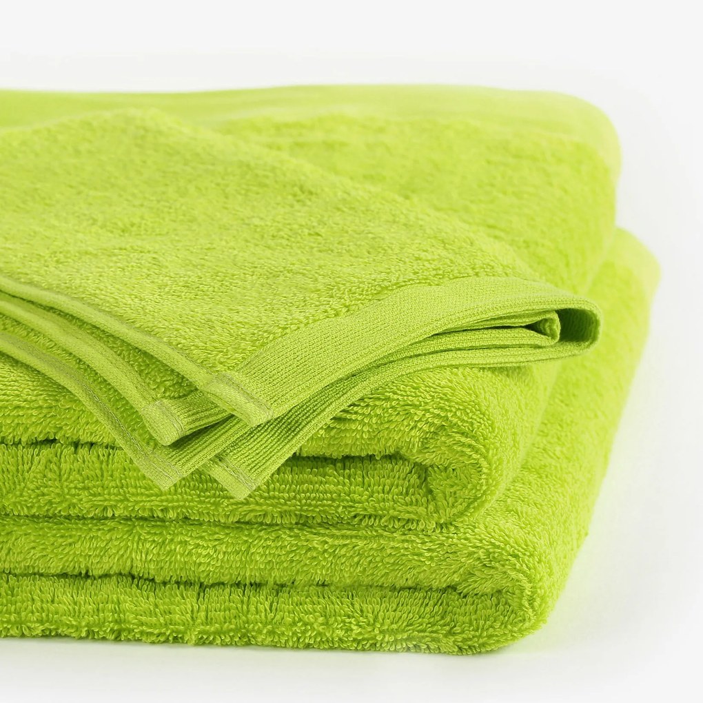 Goldea modalový ručník/osuška s přírodním vláknem - zelený 70 x 140 cm