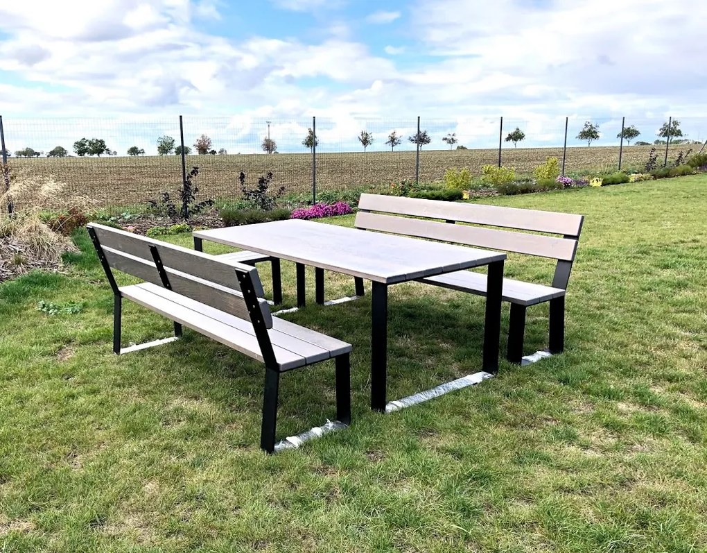 KULHÁNEK Zahradní sestava s nohami z ploché oceli - stůl, 2x lavice s opěradlem Délka: 150 cm, Odstín nátěru: lazura - palisandr, Odstín podnože: černá s jemnou strukturou - JS RAL 9005