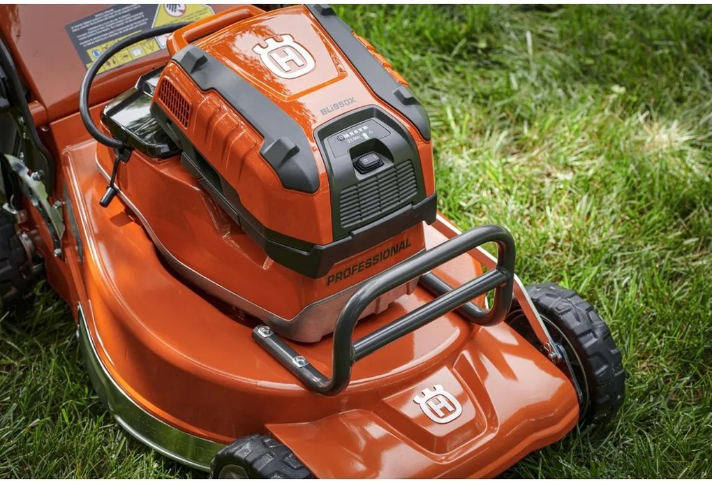 Aku sekačka LC 551iV Husqvarna (bez akumulátoru a nabíječky)