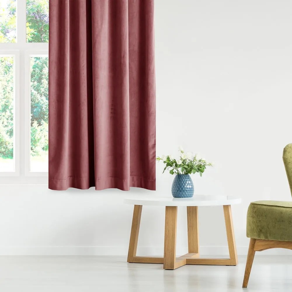 Růžový sametový dimout závěs 140x245 cm Eyelets – Restilo