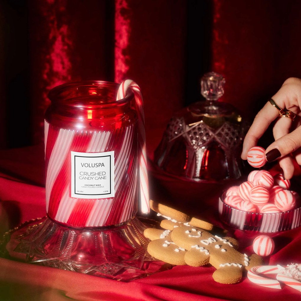 Voluspa svíčka Crushed Candy Cane, 510 g