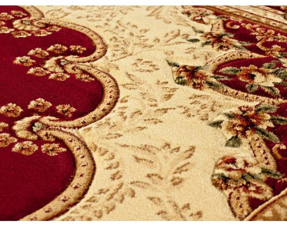 *Kusový koberec klasický vzor bordó 220x320cm