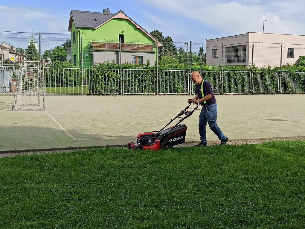 Hahn & Sohn Cedrus Benzínová sekačka s pojezdem KS48S HP16099