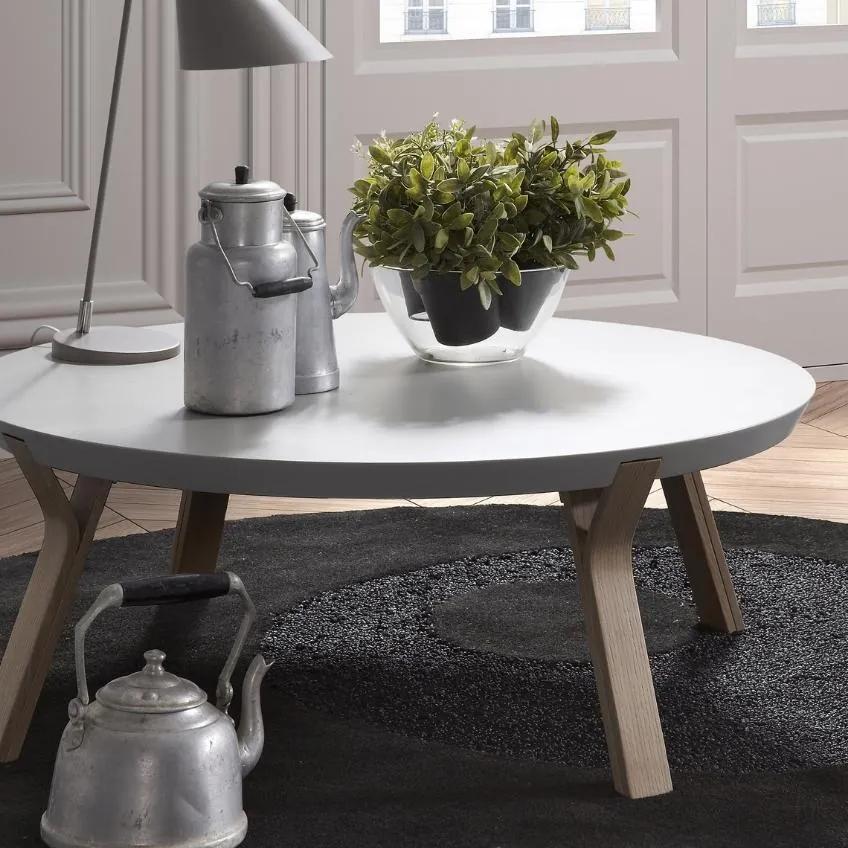OnaDnes -20% Bílý lakovaný konferenční stolek Kave Home Dilos 90 cm