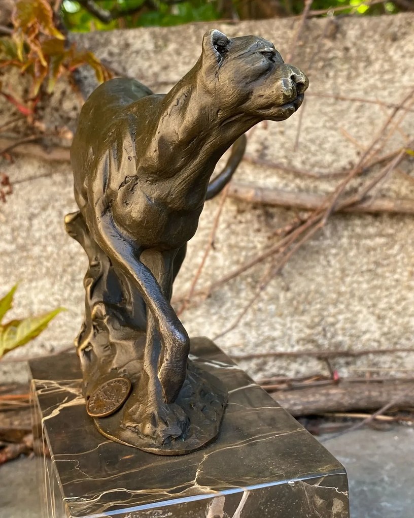 Bronzová socha soška - Puma panther