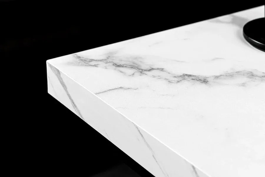 Designový odkládací stolek Haines 45 cm vzor bílý mramor