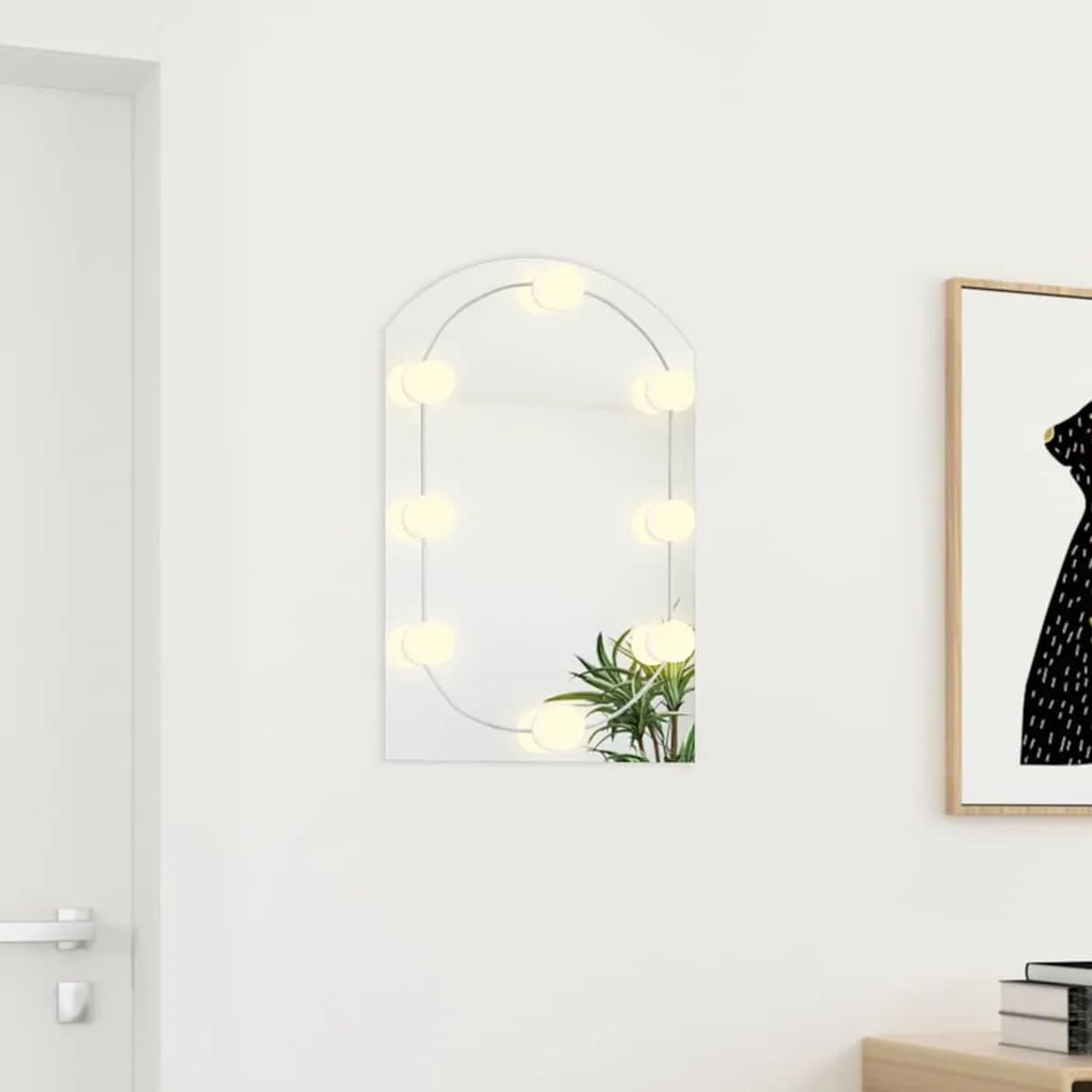 Zrcadlo s LED světly 60 x 40 cm sklo obloukové 3102976