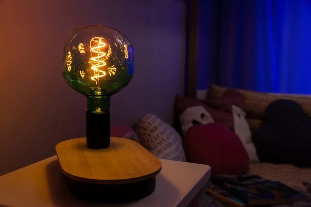 Zelená vintage LED žárovka E27 4,5 W GLOBE, teplá bílá