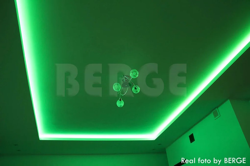 BERGE LED pásek - SMD 5050 - RGB - 5m - 60LED/m - 14,4W/h - IP65 - s konektorem