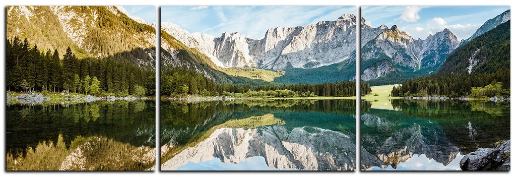 Obraz na plátně - Alpské štíty odrážející se v klidném jezeře - panoráma 5157C (150x50 cm)